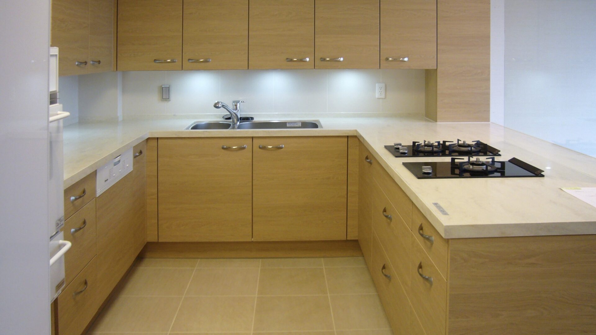 MOK | オーダーキッチンをデザインと価格でかなえるメーカー